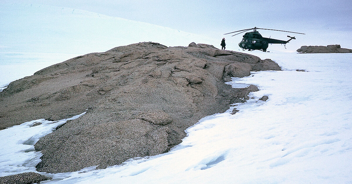 Hot rocks add heat to ice sheet models – Magazine Issue 25: December ...