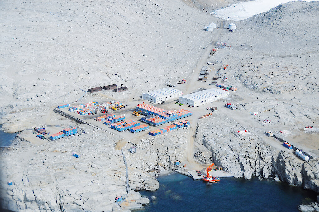 Oates Land to inland — Australian inspection activity in 2011 ...