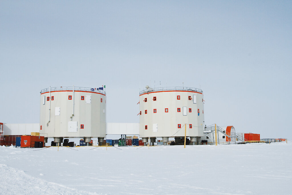 Oates Land to inland — Australian inspection activity in 2011 ...