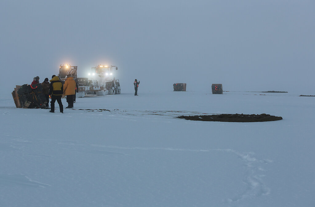 First midwinter airdrop to Australian Antarctic station — Australian ...