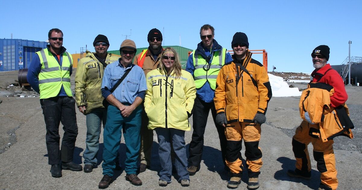 Cool jobs in Antarctica – Australian Antarctic Program (News 2008)