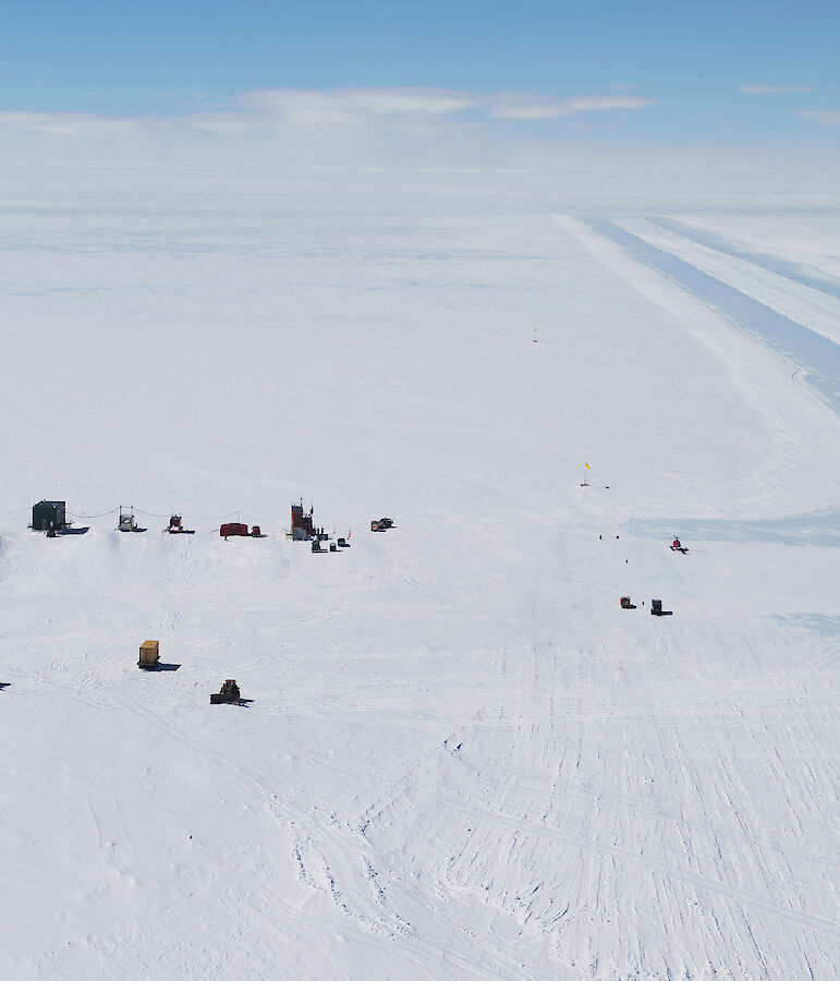 Icy runway to get face-lift – Australian Antarctic Program (News 2018)