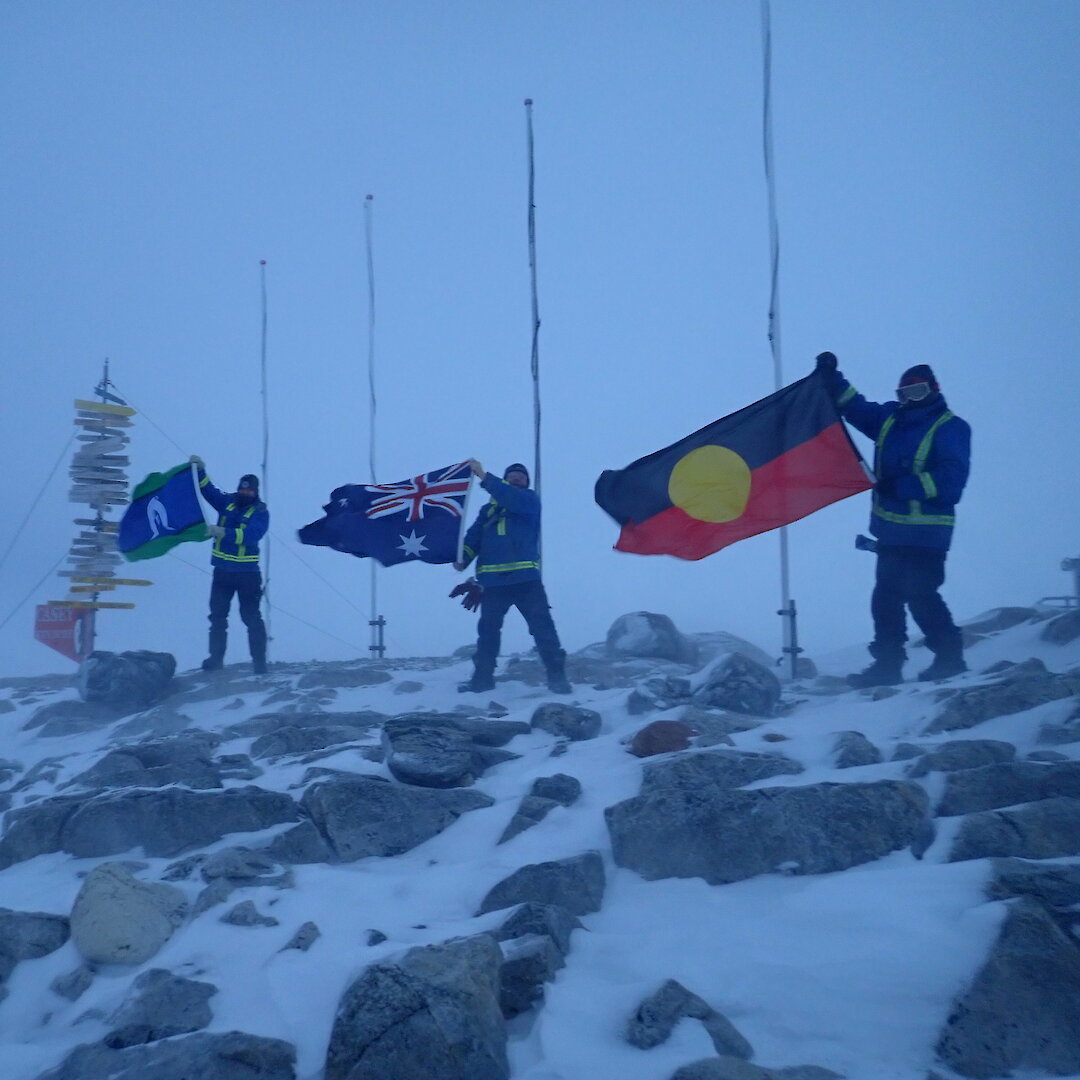 Antarctic expeditioners raise the flag for National Reconciliation Week ...