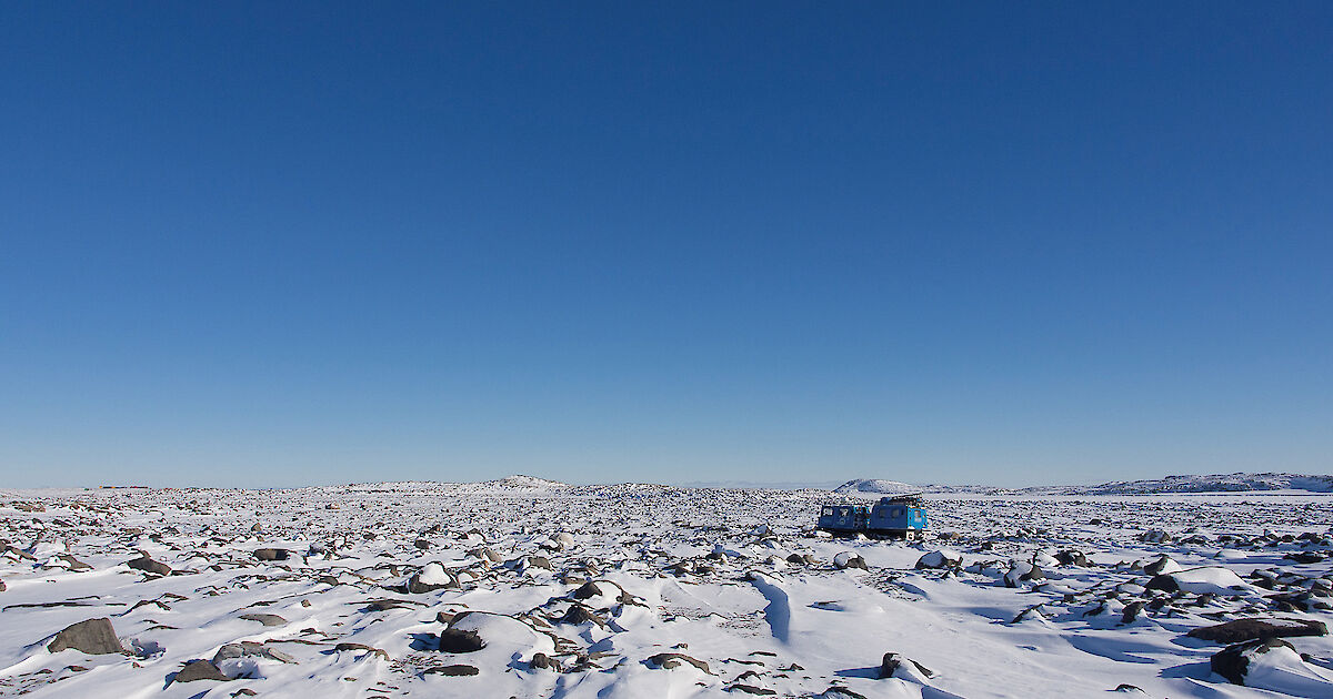 Antarctic microbes living on air – Magazine Issue 34: June 2018 ...