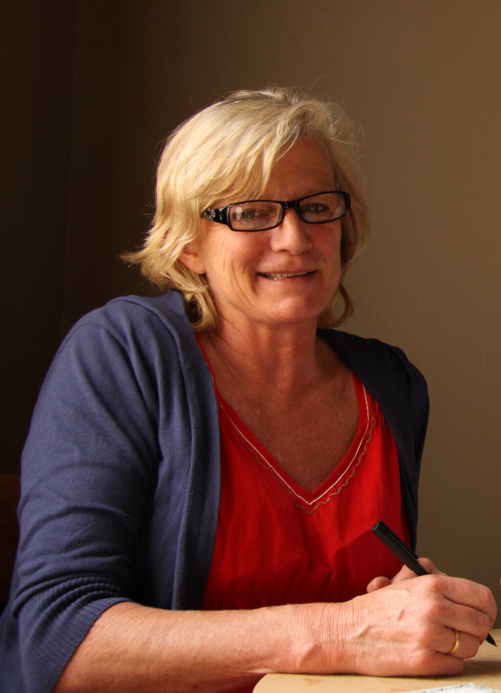 Alison Lester — Antarctic Arts Fellow 2004–05 — Australian Antarctic ...