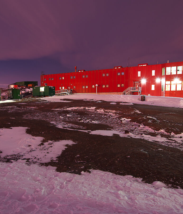 Australia’s Antarctic buildings: AANBUS – Australian Antarctic Program