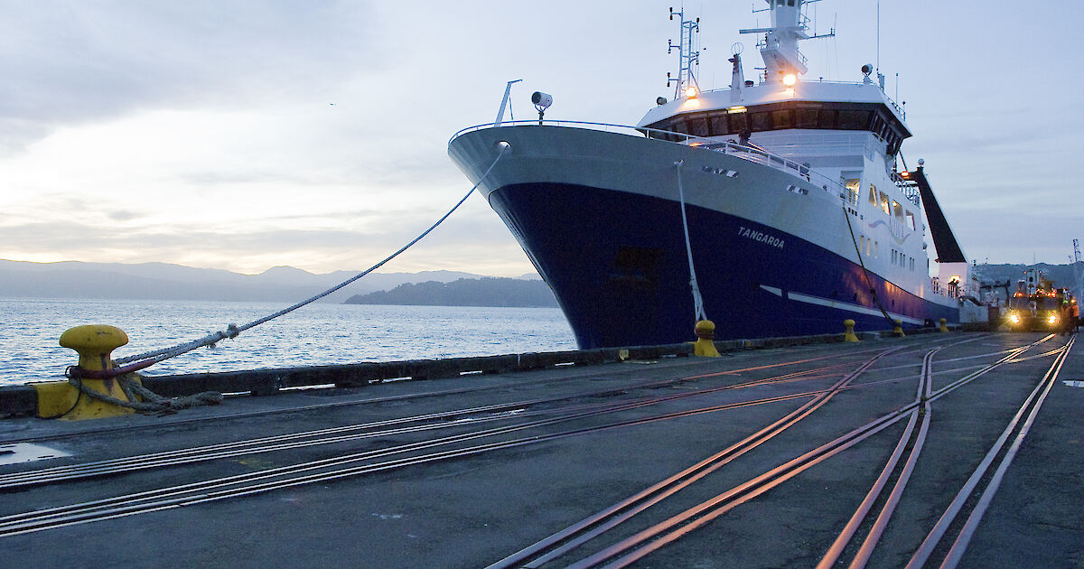 RV Tangaroa 1999–2000 – Australian Antarctic Program