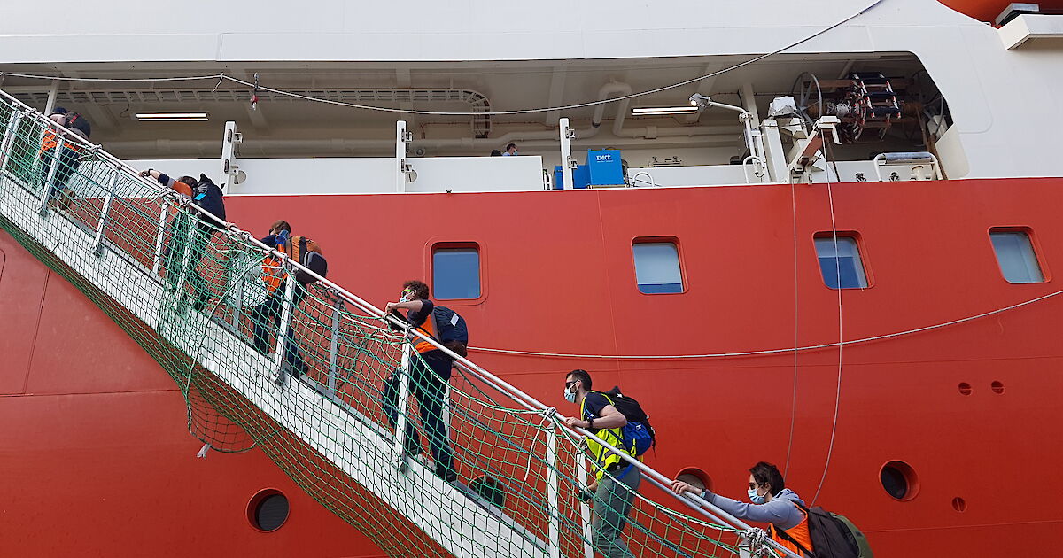 Ship and port inductions – Australian Antarctic Program