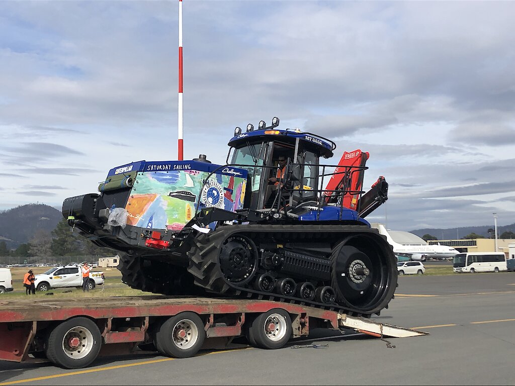 Australia’s artistic Antarctic tractors head south — Australian ...