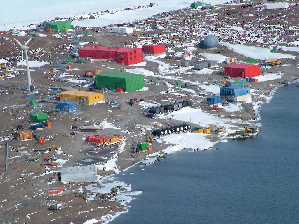 Living at Mawson — Australian Antarctic Program