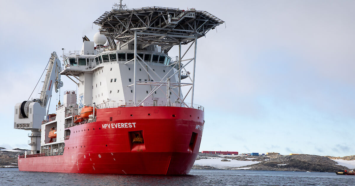 Minor incident on board the MPV Everest – Australian Antarctic Program ...