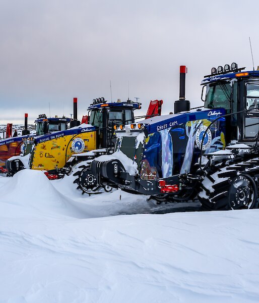 Traverse tractors – Australian Antarctic Program