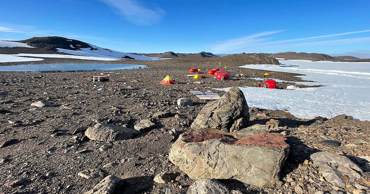 Happy campers: research site ready for major Antarctic science campaign ...