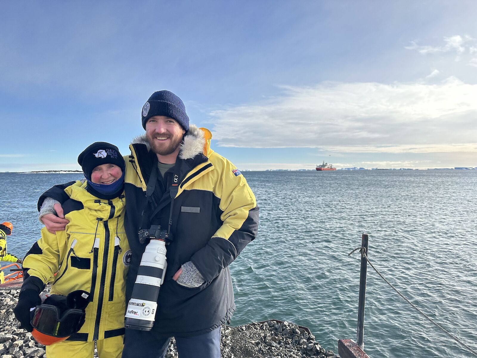 Antarctic veteran works with both sons on assignment down south ...